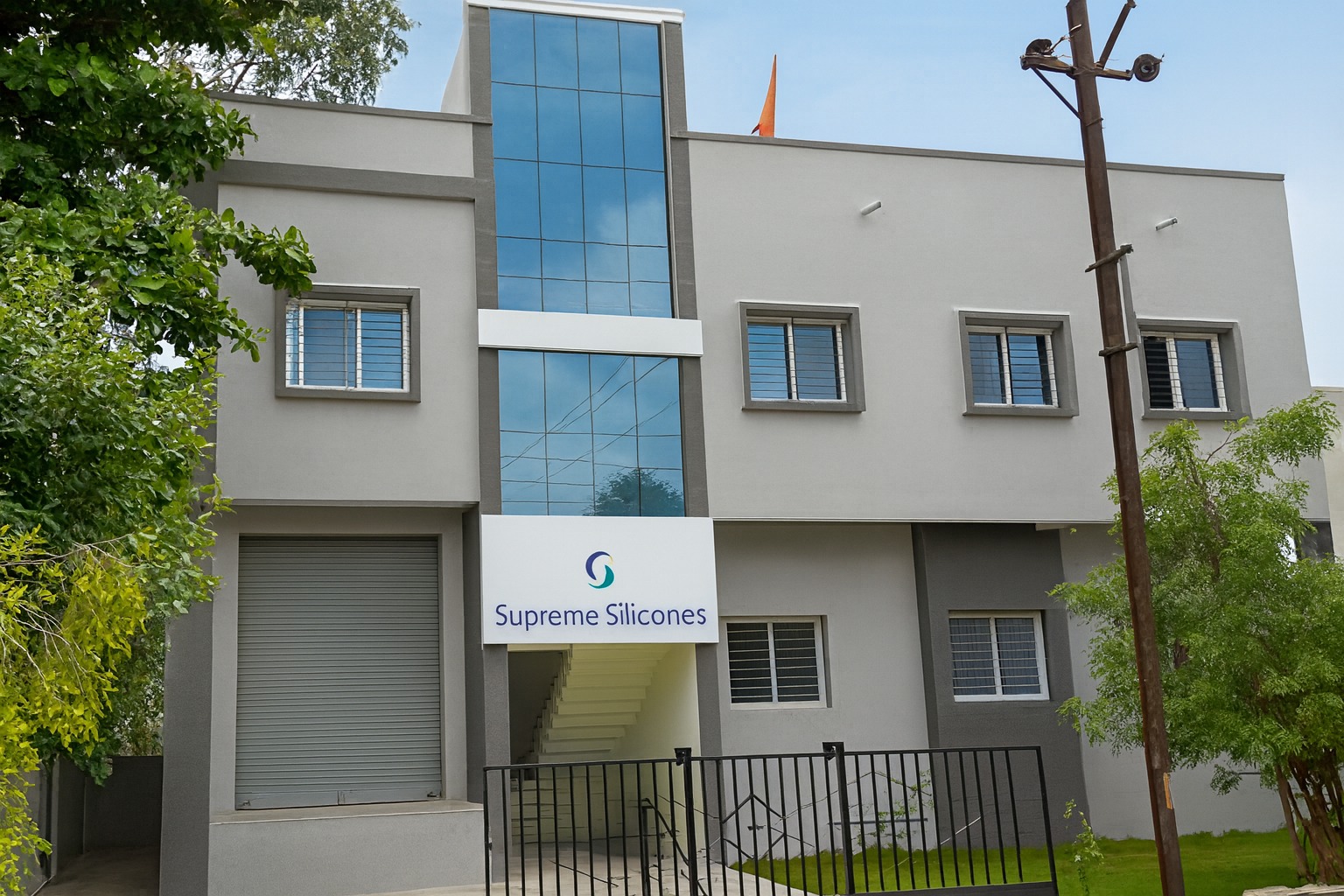 About Us - Supreme Silicones